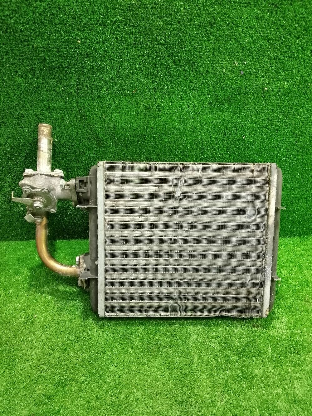 Радиатор отопителя Ваз 2101-2107 Нива алюминиевый Б/У с пробегом