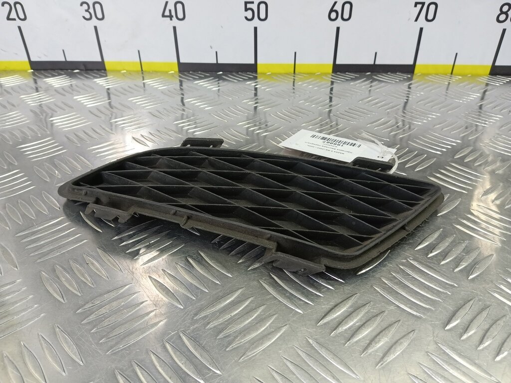 Накладка бампера переднего Б/У для MAZDA 6 GG (2002—2005) GJ6A50C21