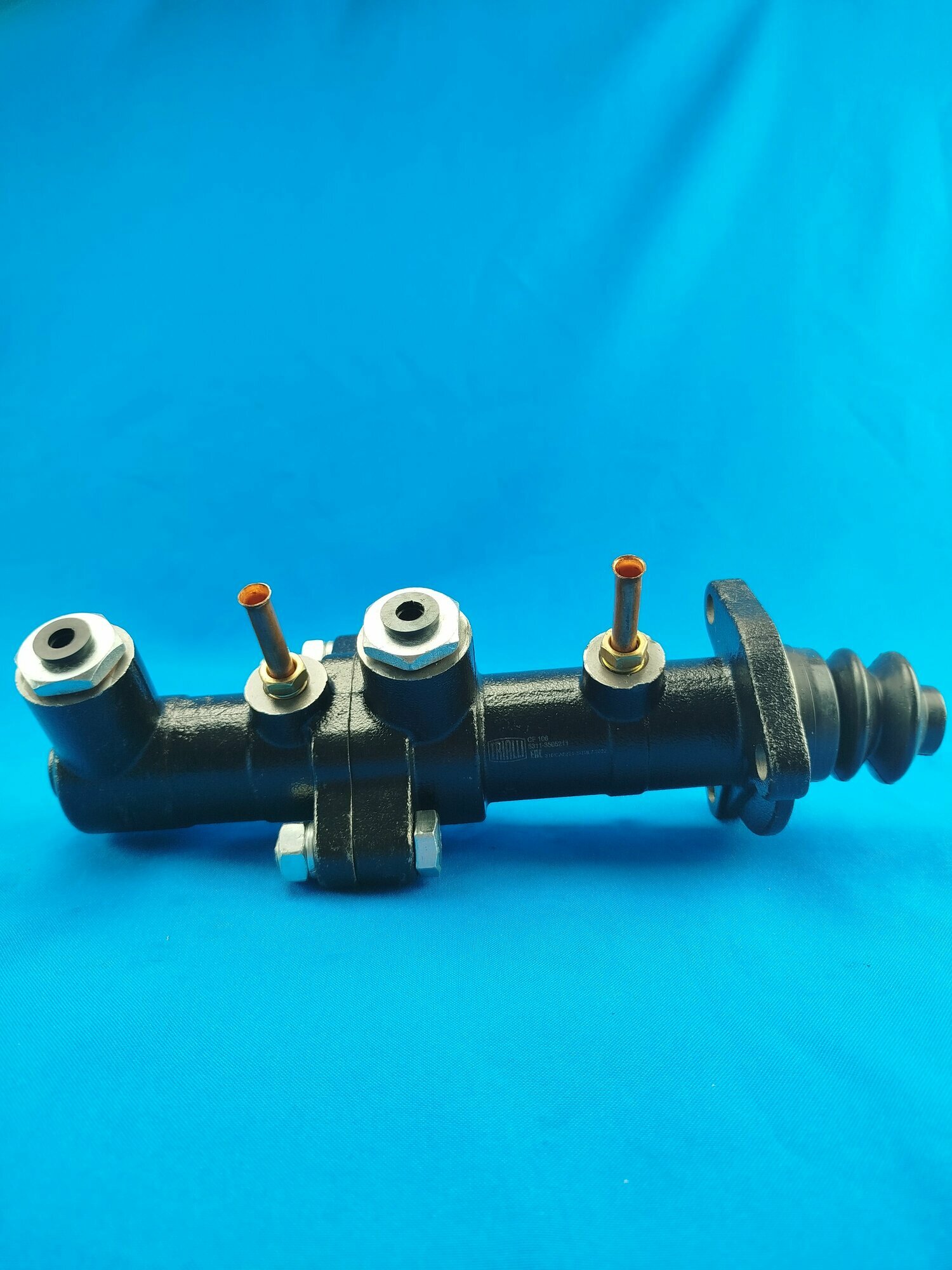 Цилиндр тормозной главный "TRIALLI" для автомобилей ГАЗ 53, 66, 3307 без бачка