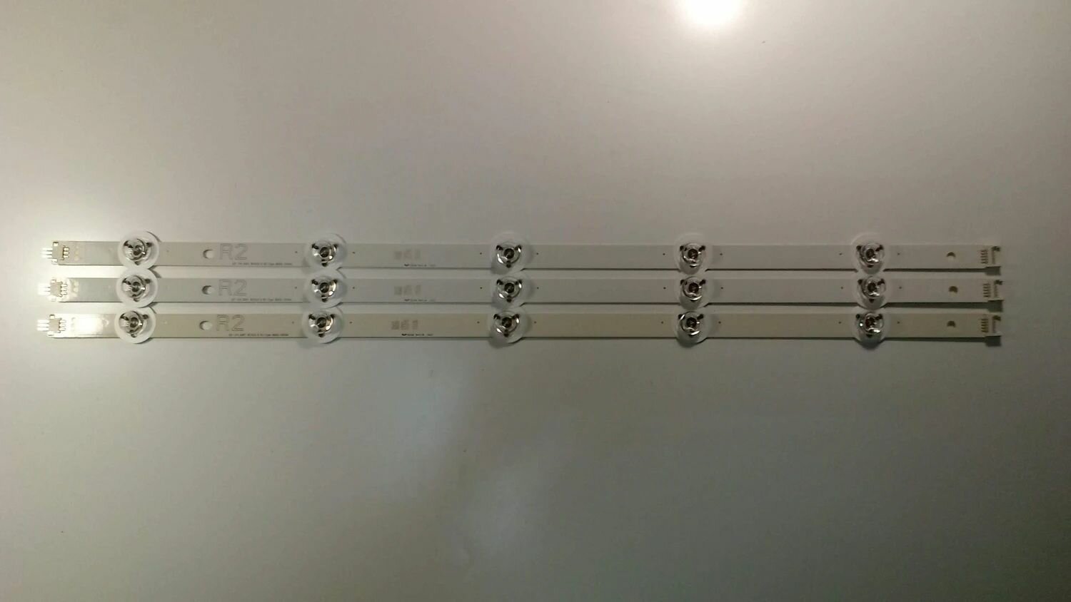 R2 50" V14 SDRT REV0.6 6 R2-Type 6920L-0510A LCD LG Display LC500DUH(PG)(F1) за 1 планку для 50Lb677V 50Lb677V-Zc Lcd Телевизор Lg LCD, LED подсветка (string стринг светодиодный) для матрицы арт. 8828