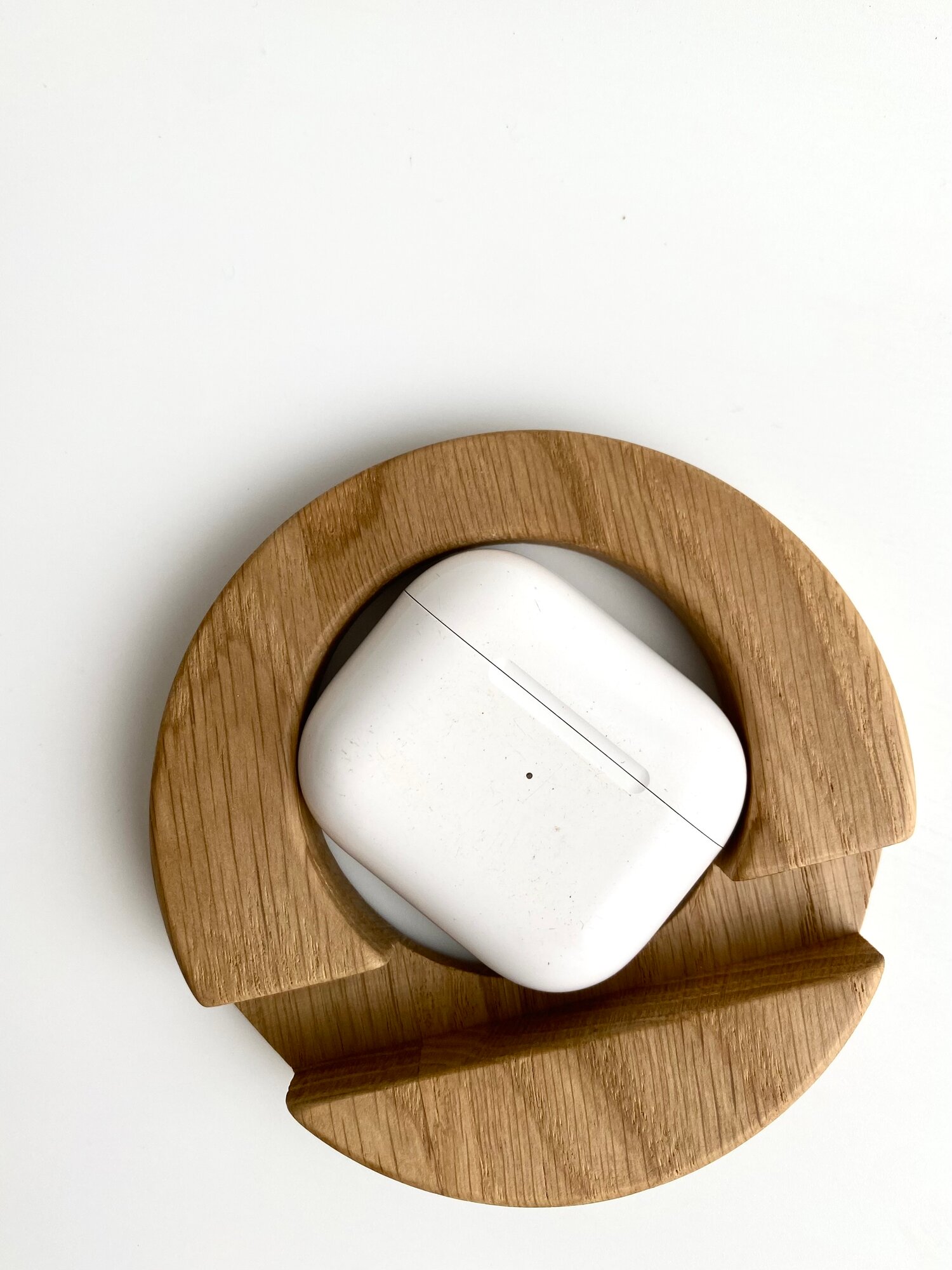 Подставка органайзер держатель для телефона Round от ЕСLИ / если, для iPhone, Samsung, Xiaomi и других моделей, 10х10см, дуб