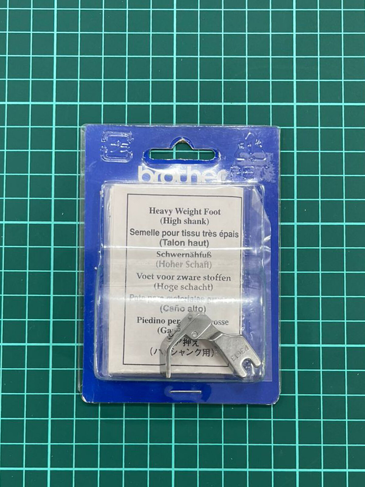 Лапка Brother F049 для плотных тканей XC1577052