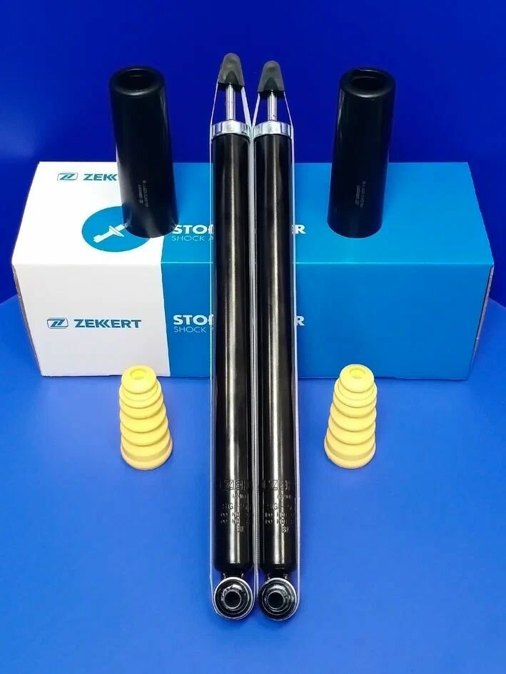 Пара задних амортизаторов с пыльниками и отбойниками Zekkert Германия на Mazda 3 2003-2009гг. Стойка, амортизатор Мазда 3