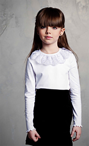Школьная блуза с кружевом