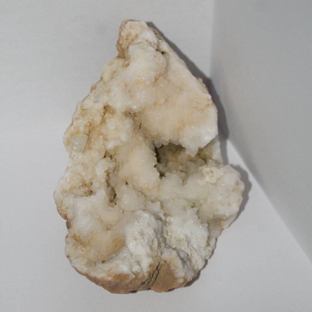 Кварцевая жеода, элемент интерьера, образец в коллекцию "True Stones"