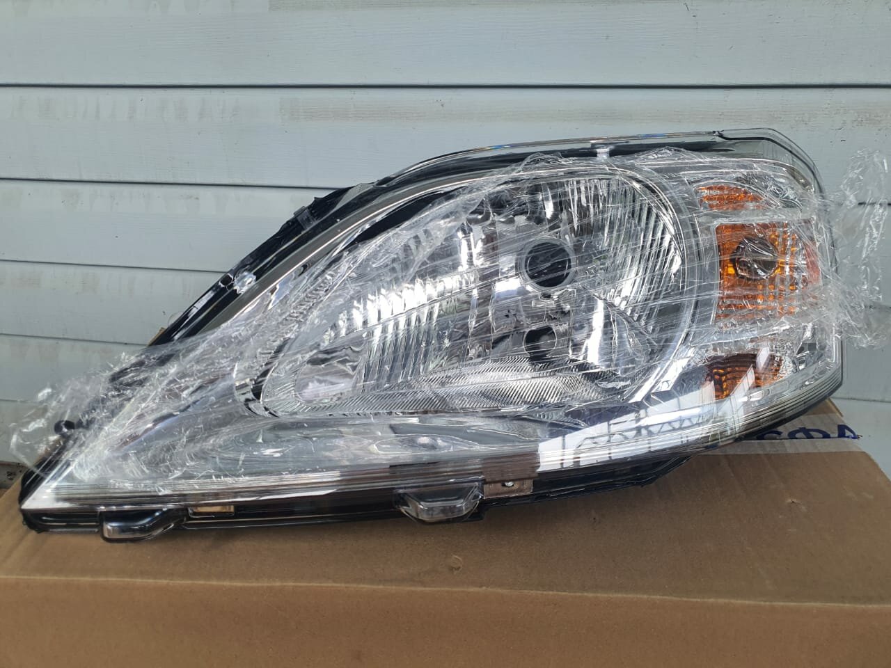 Фары Передние Рено Логан Ларгус Пара 2 Штуки.