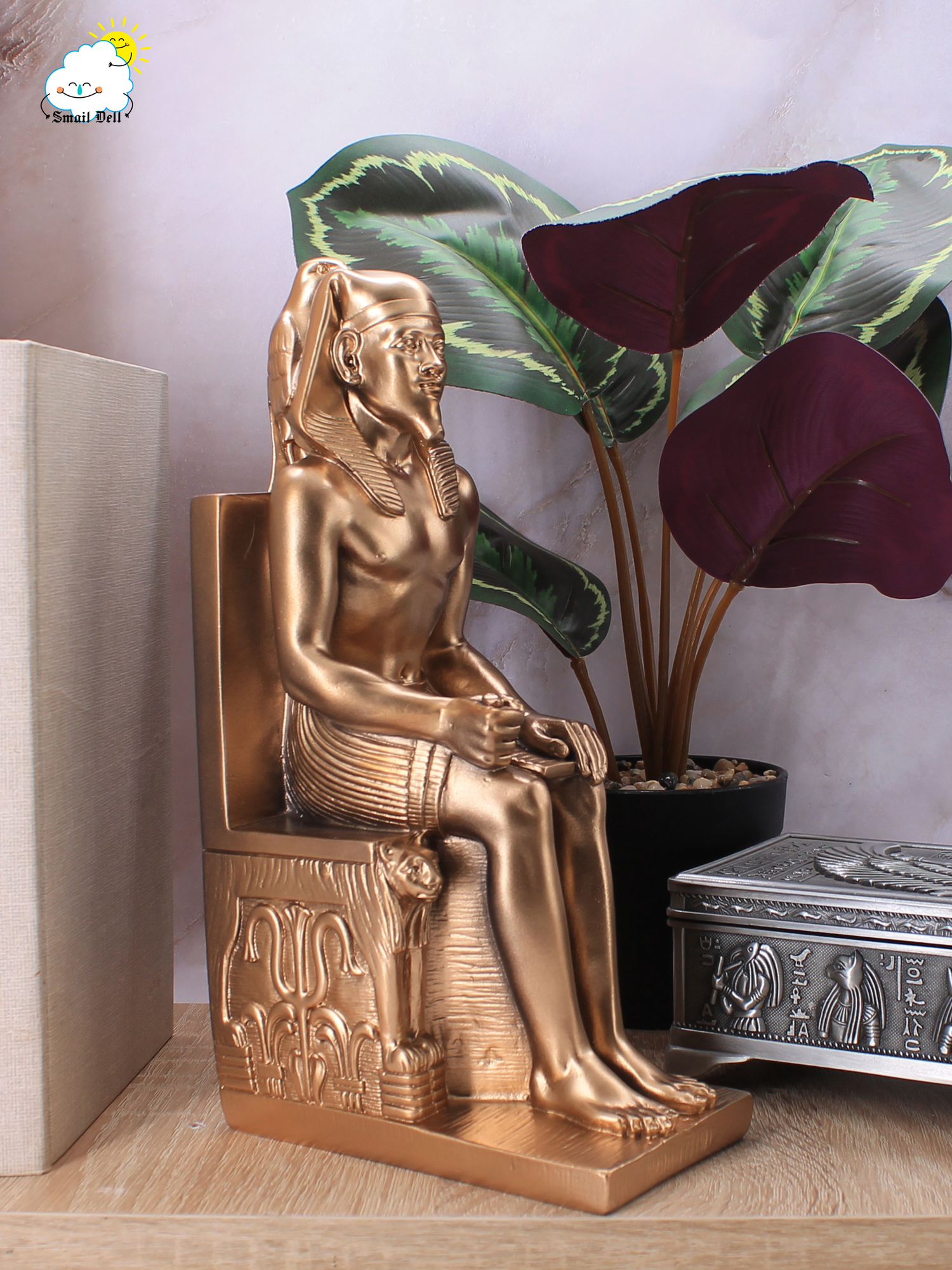 Статуэтка Фараон Тутмос III , гипс , 25 см , цвет бронза светлая