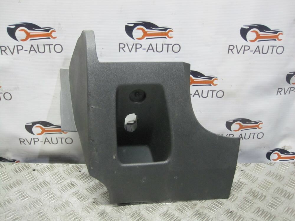 Накладка под торпедо Ford Focus 2 2004-2008 4M51A04324AKW