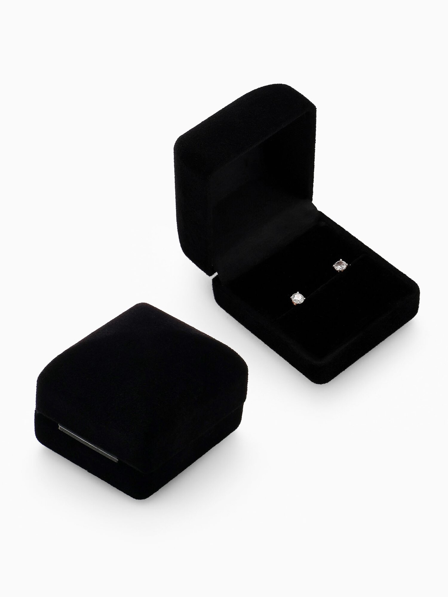 Футляр под серьги, кольцо «Традиции», бархатный, 4.5×5 см, чёрный
