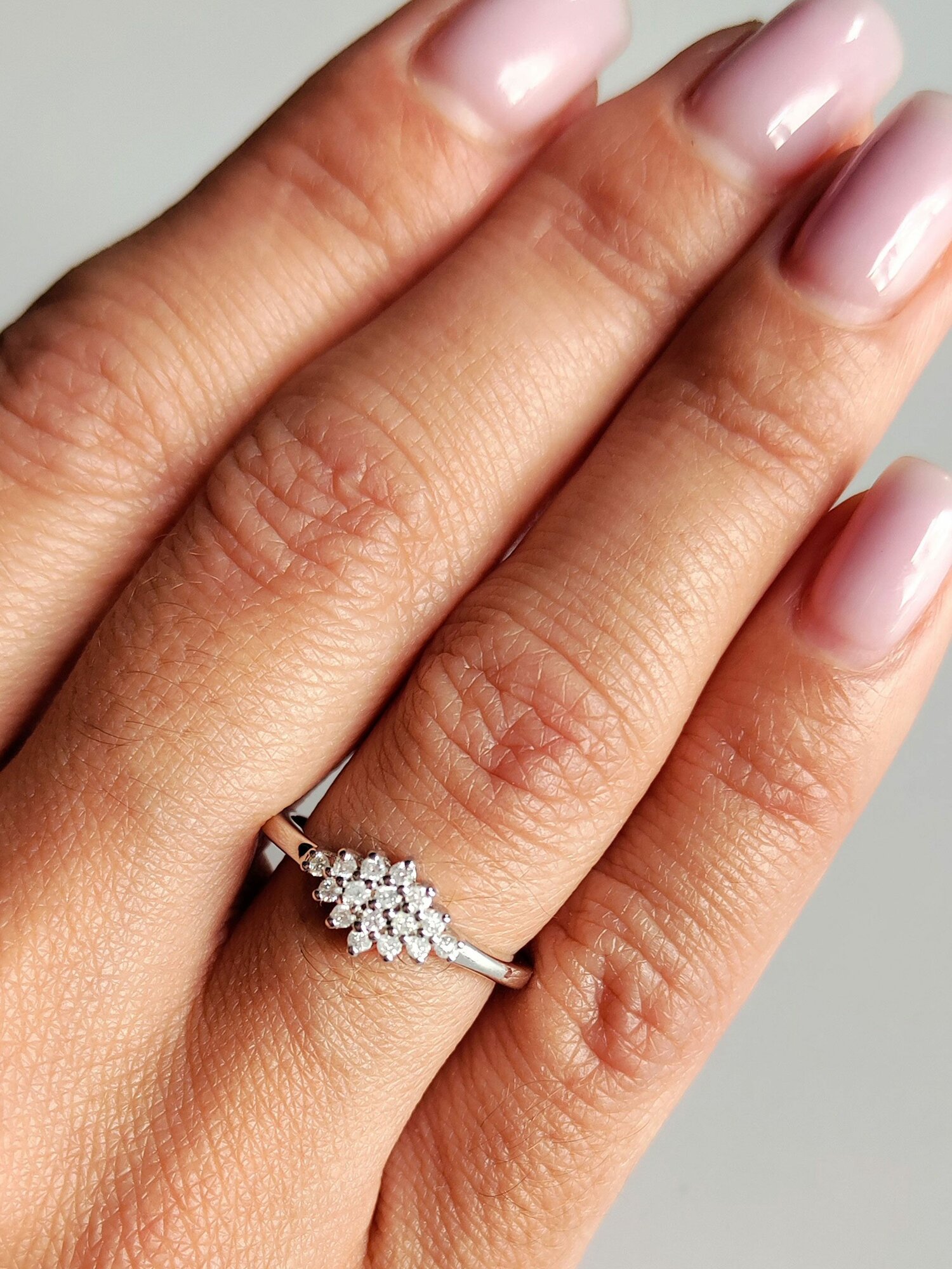 Кольцо тонкое Ювелирия, серебро, 925 проба, родирование, бриллиант