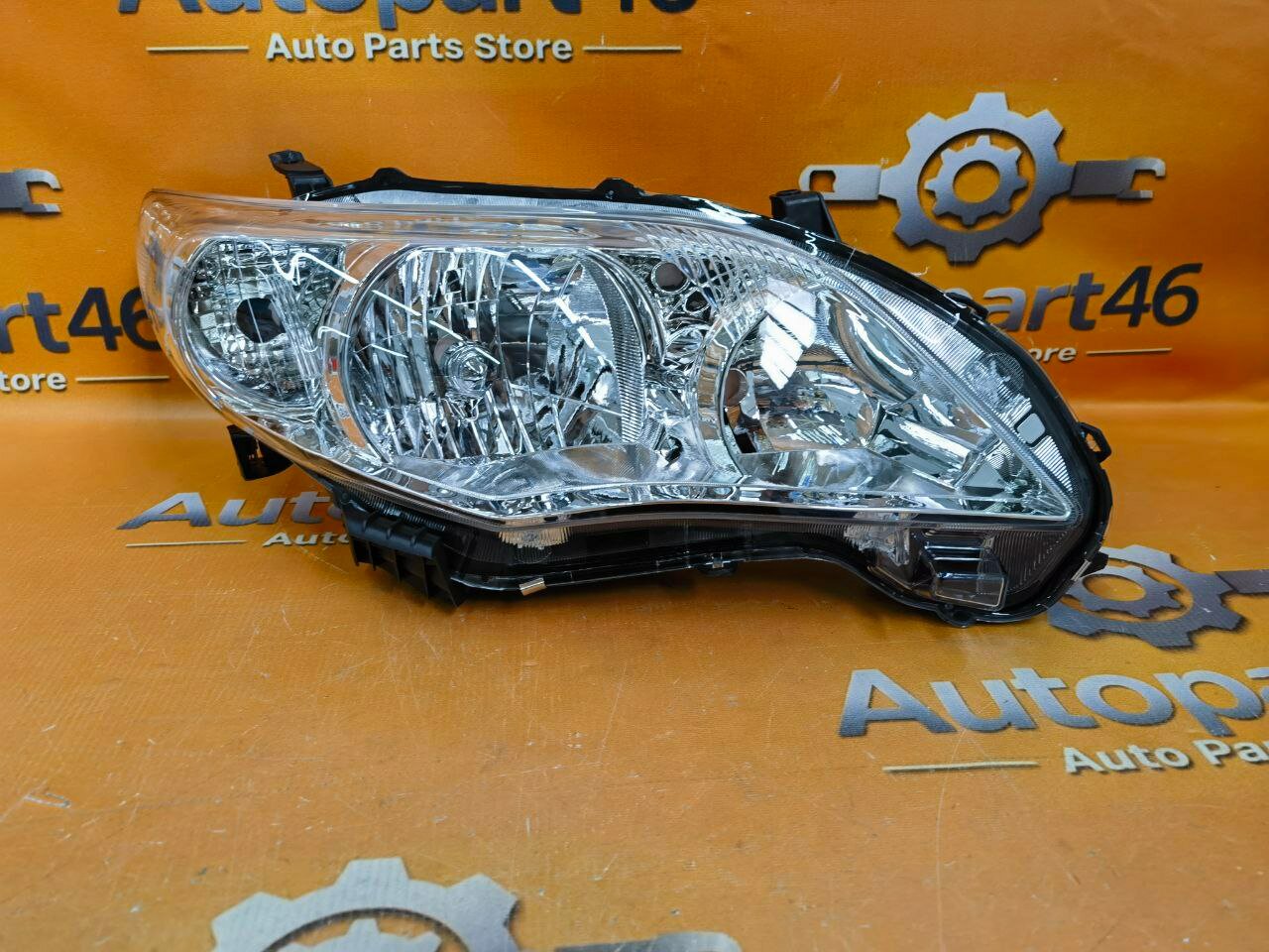 Фара Правая Тойота Королла Е150 Toyota Corolla E150 10-13 Рестайлинг Электрокорректор