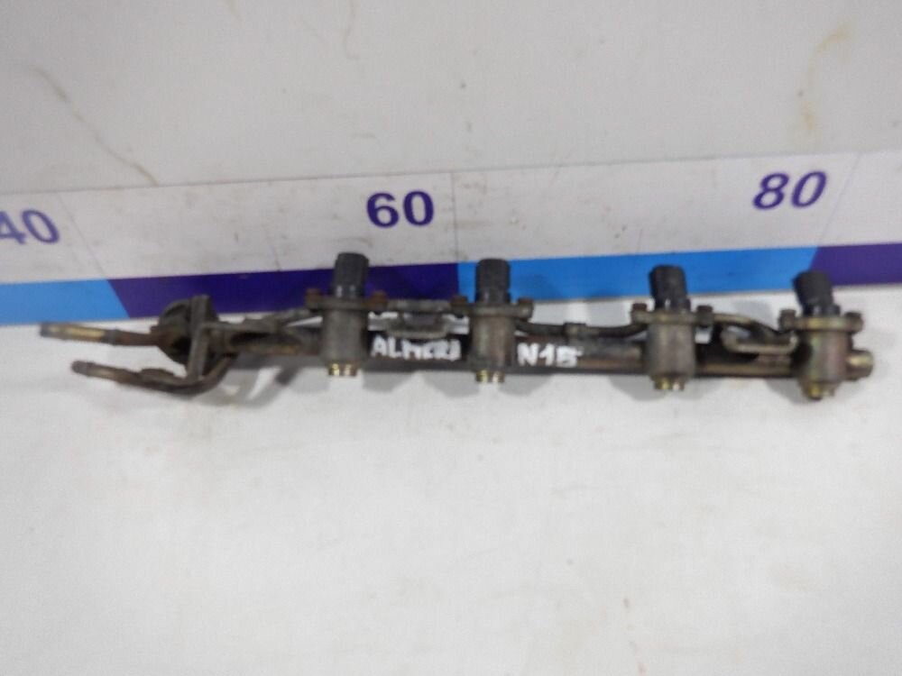 Форсунка топливная Nissan Almera N15 1752073C10