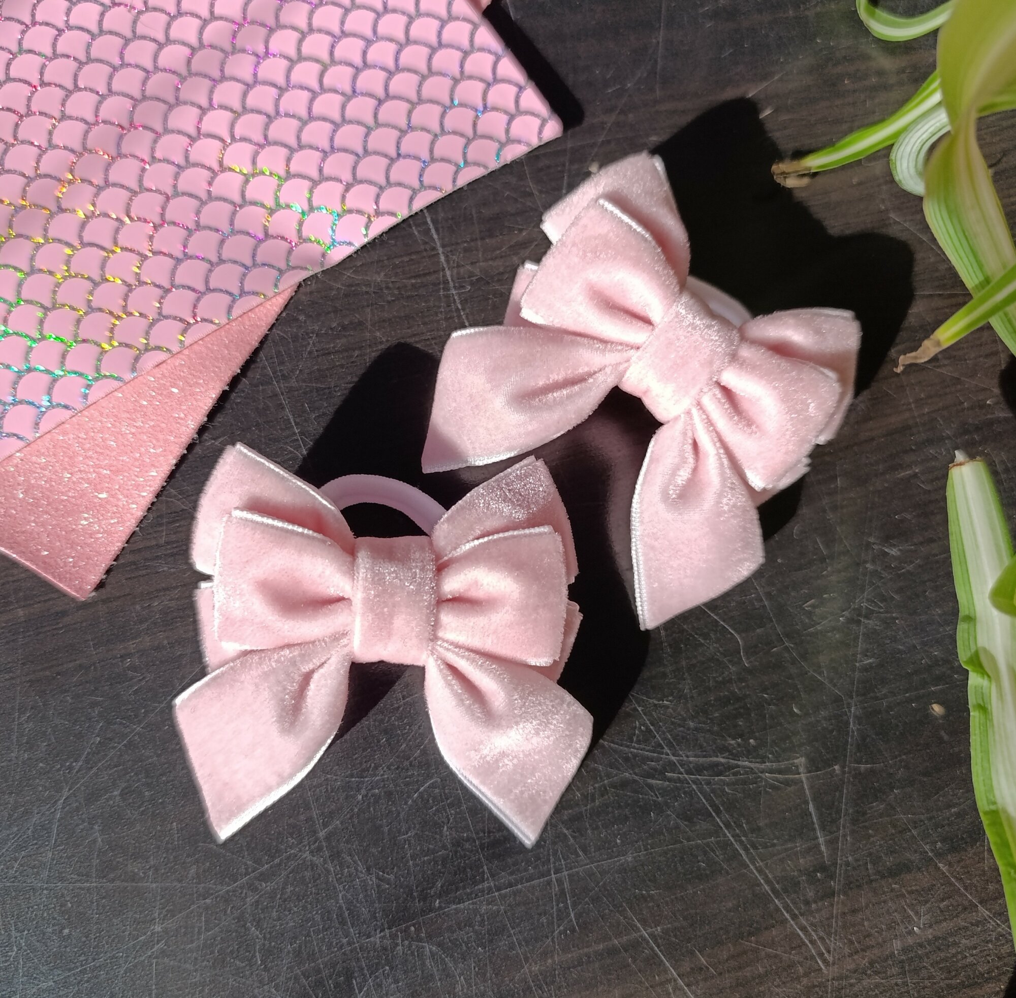 Бантики на резинке Banti_Ka, розовые бархатные, 8х6 см, набор из 2 штук