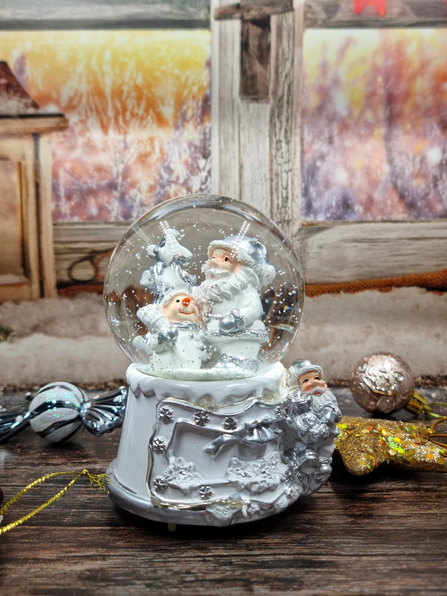 Шар со снегом новогодний