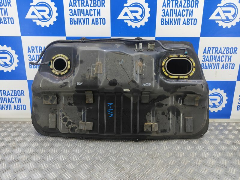 Б/У Бак топливный Kia Sportage 2 JE / Киа Спортейдж 2 JE 2.0 D4EA 140 Л.С. дизель 2004