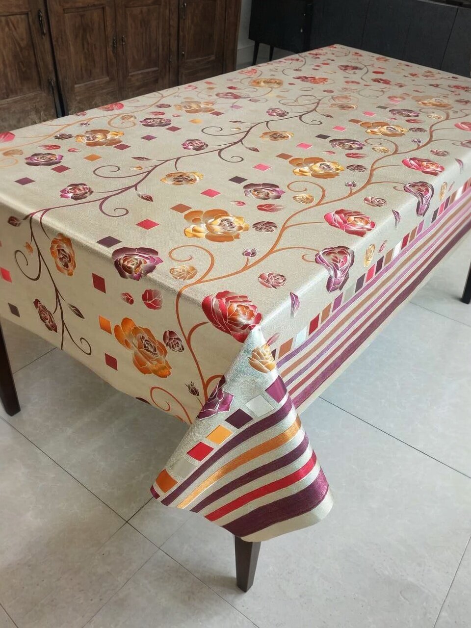 Клеенка Silvano Голд BTRA-6015H-LG, 1.4х20 м, ПВХ, цвет золотой, для стола, рулон, цветы