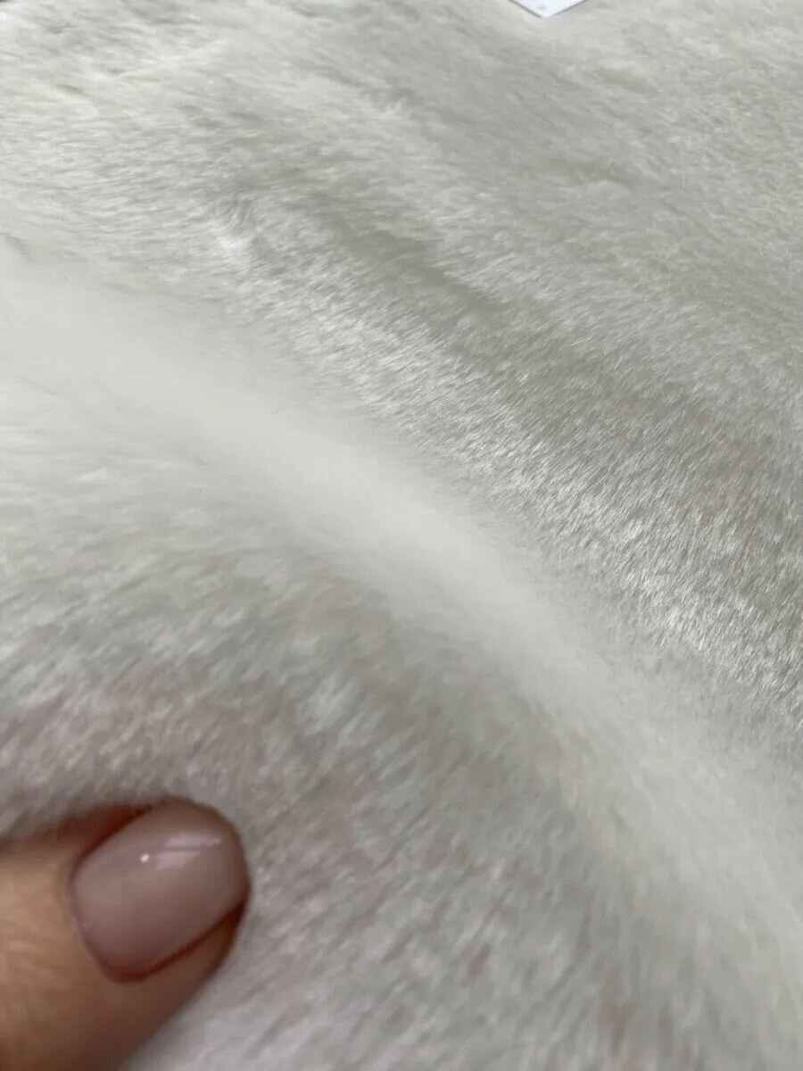 Мех искусственный однотонный Мутон для пошива мягких игрушек и карнавальных (новогодних) костюмов, цв. белый, ш-150 см, отрез 3 метра