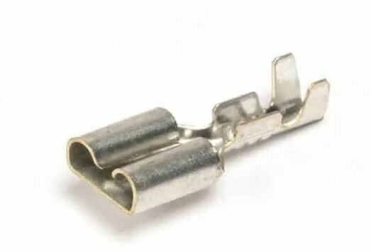 Контакт гнездовой серии 6.3 "Мама" (с фиксацией) под сечение 0.5-1.0 мм (10)/ арт. AX3852/ Cargen