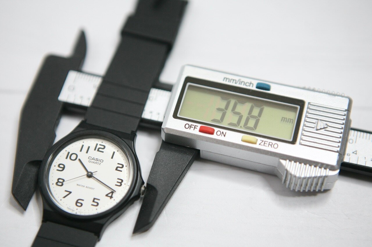 Наручные часы CASIO Collection, черный, белый — фото 1