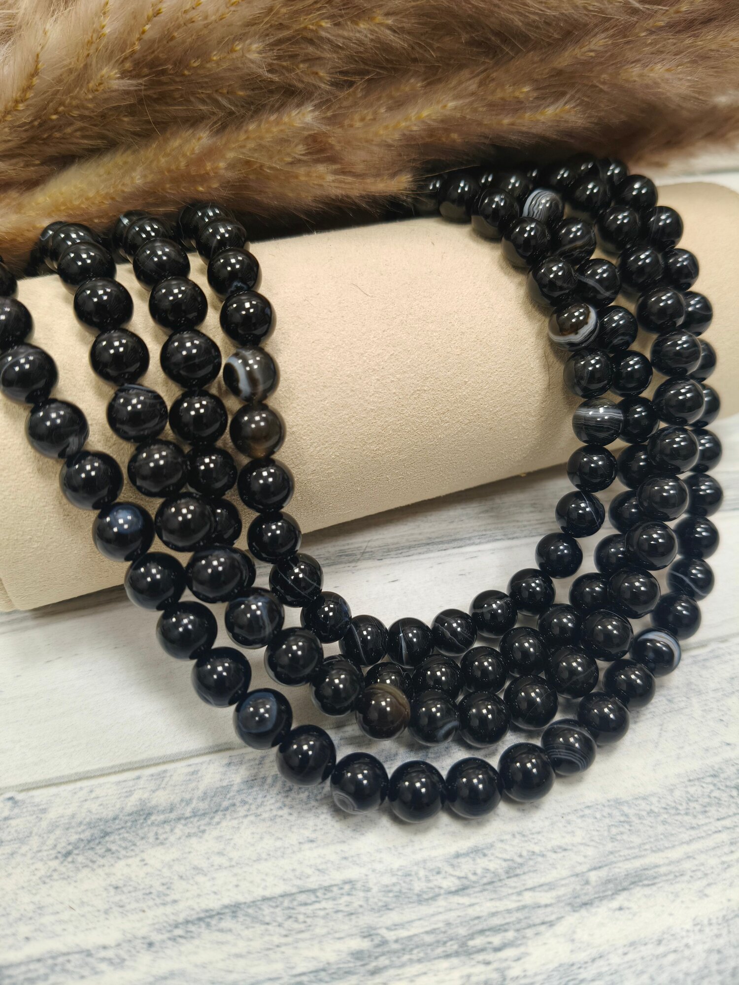 Бусины агат черный полосатый шар гладкий 8 мм (нить 38 см), Suntrim