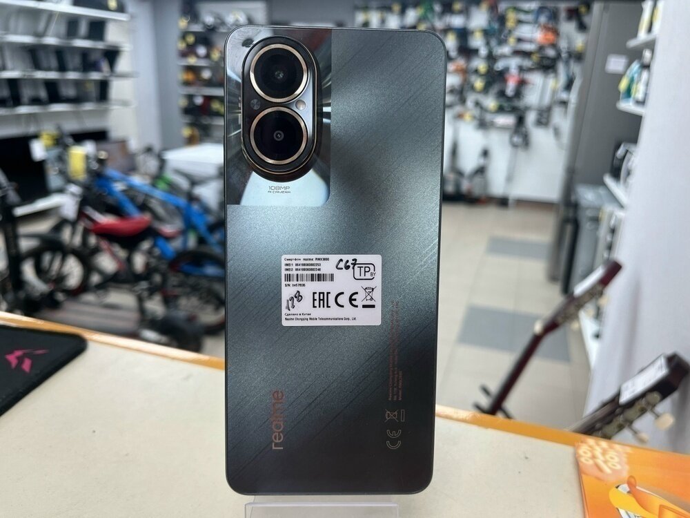Смартфон REALME RMX3890 (C67) 6 + 128 ГБ цвет: черный камень Б\У уценка