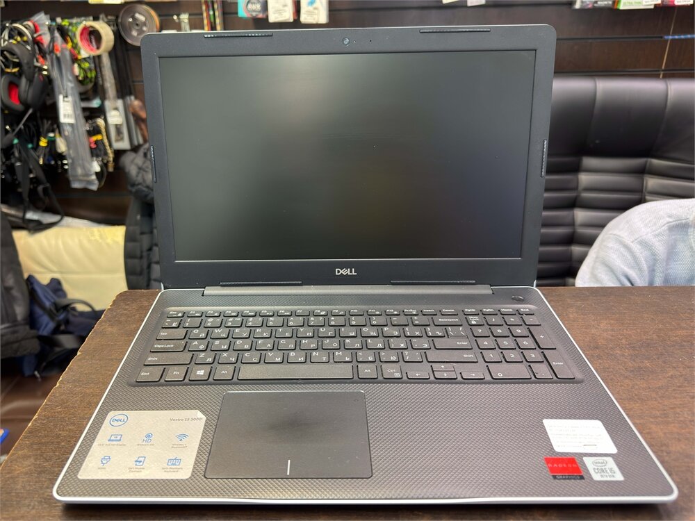 15.6" Ноутбук Dell Vostro 3590 P75F010, intel core i5-10210U (До 4.2 ГГц), RAM 8 ГБ, SSD 256Гб, Radeon 610 2 ГБ, Windows 11