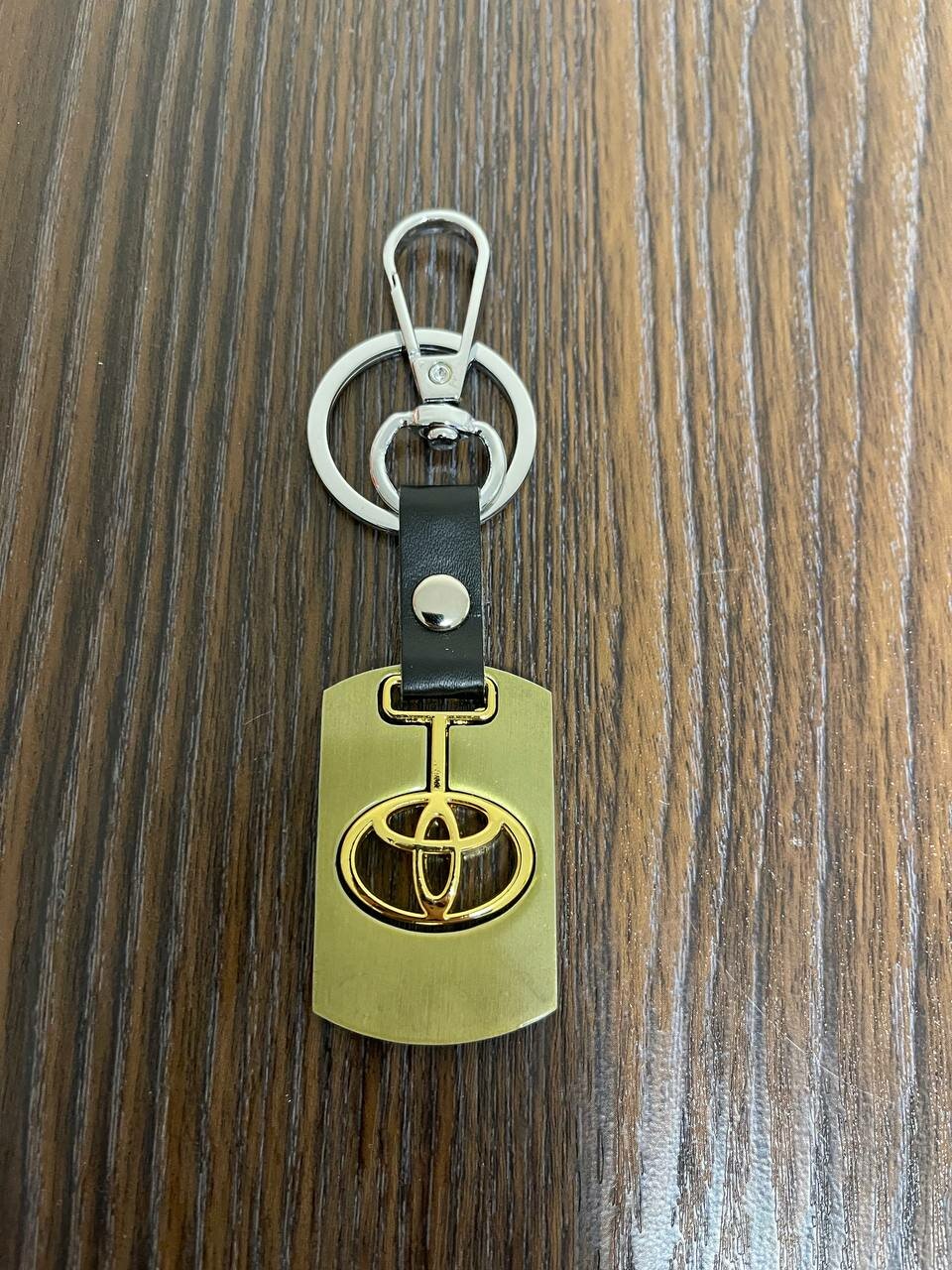 Брелок на ключи - TOYOTA (тойота)