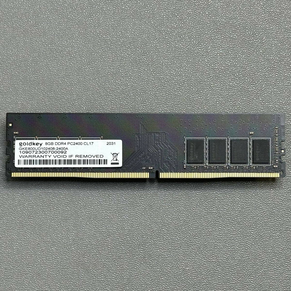 Оперативная память DIMM DDR4 GoldKey SL 8Гб 2400 МГц CL17 GKE800UD102408-2400A