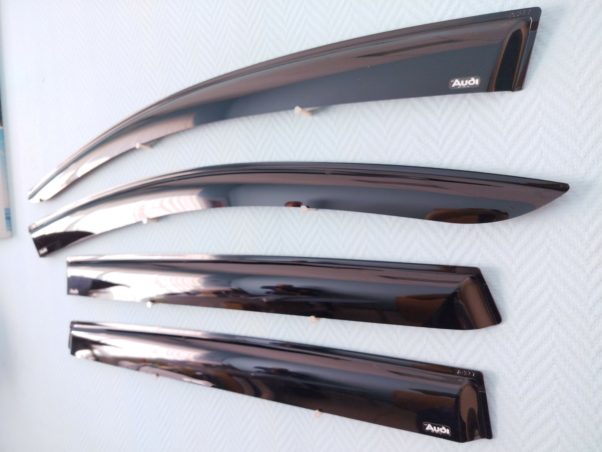 Дефлекторы окон Audi Q7 (4L) с 2006 по 2015, к-т 4 шт, скотч 3M