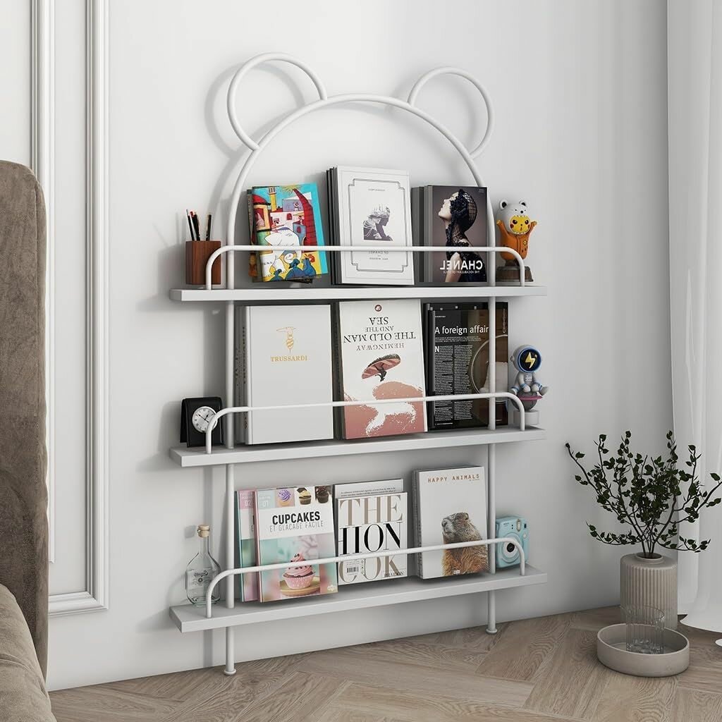 Книжная полка полка шкафа за дверью