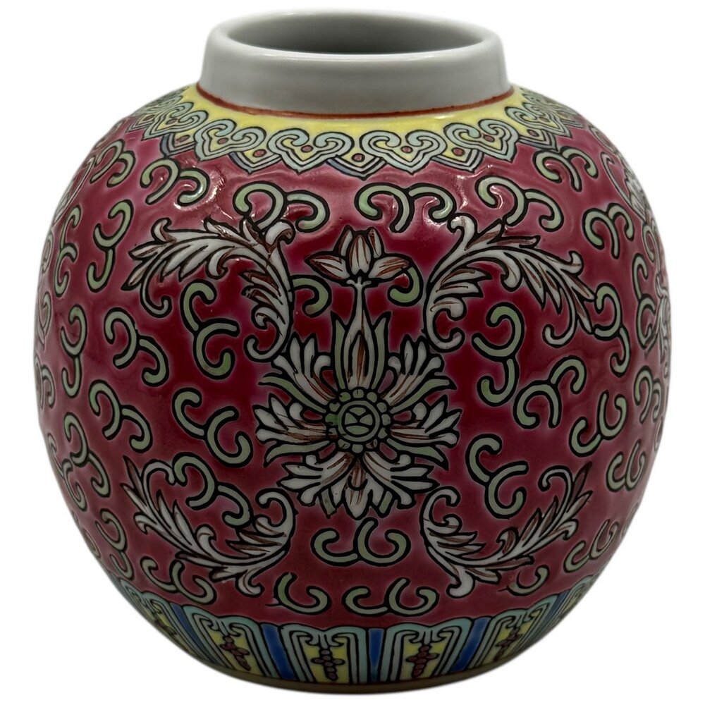 Ваза имбирная "Famille Rose" без крышки, 8.5 см, роспись,1912-1949 гг, Цзиндэчжэнь, Китай