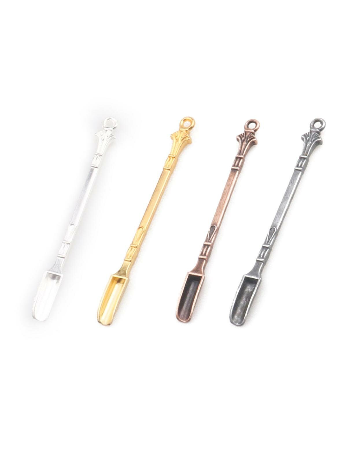 1 набор из 4 четырехцветных маленьких металлических ложечек