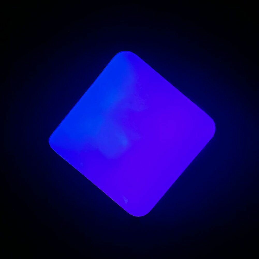 Светящаяся металлическая игрушка-гироскоп для снятия напряжения