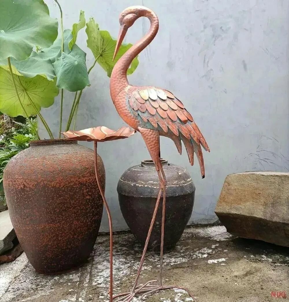 Фигурка садовая