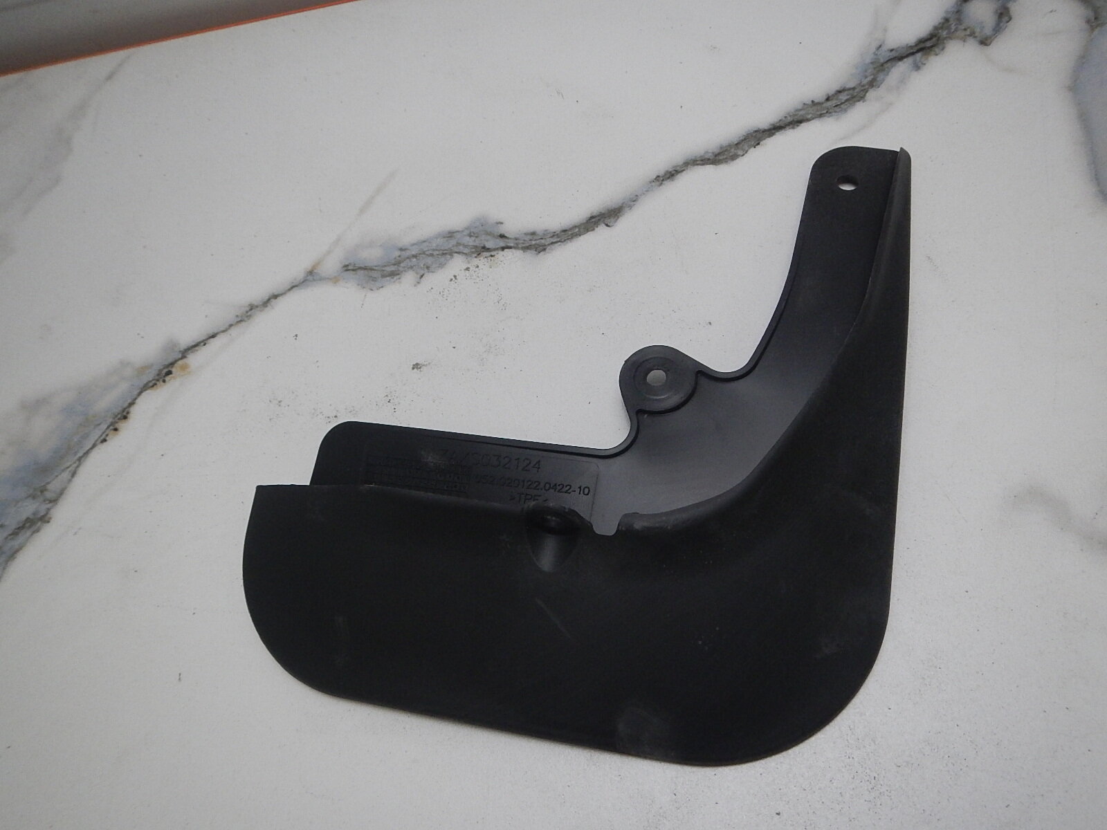 Б/У Брызговик задний правый, Москвич (Moskvich)-3 (22-) Москвич 3 (22-) Новый, царапины. 614472 Москвич арт. MAZAXS032124