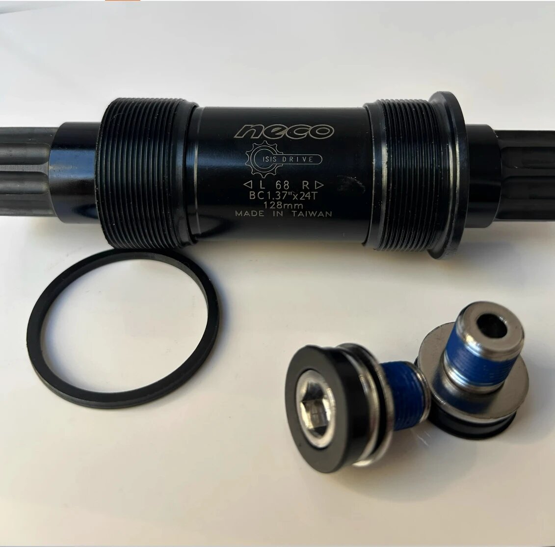 Нижний кронштейн привода Neco ISIS 68x128 мм