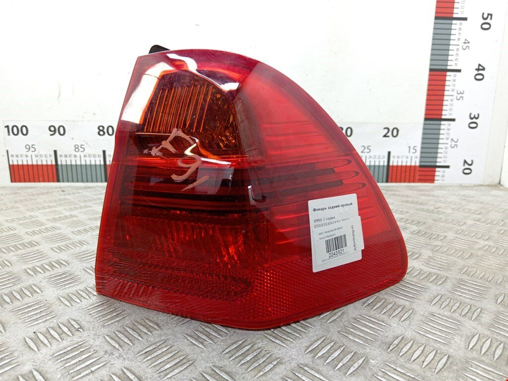 Фонарь задний правый BMW 3-Series (E90/E91/E92/E93) 63217160062 арт. 2243821