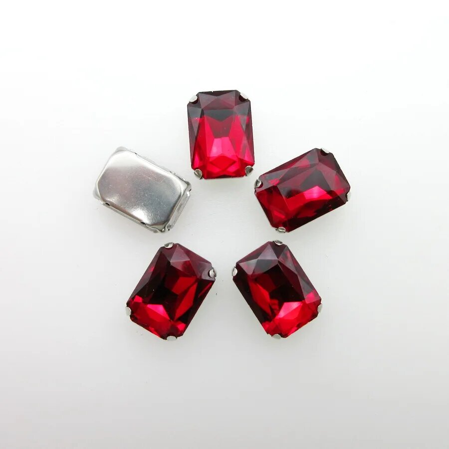Хрустальные стразы XUCANGJIAN прямоугольной формы Красный, 6x8mm 50pcs, A28 Siam