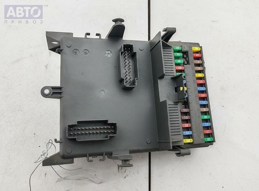 Блок предохранителей Renault Espace 4 (2002-2014)