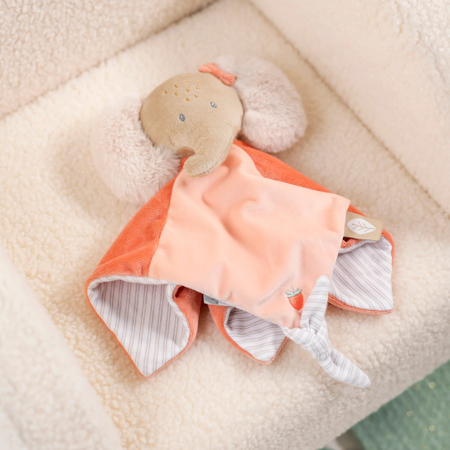 Игрушка мягкая Nattou Doudou FLO, ERNEST & OLI Слоник 682060