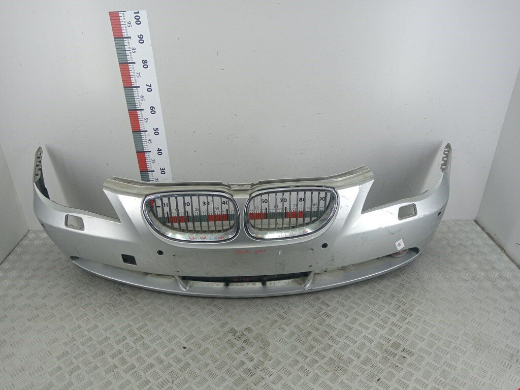 Бампер передний BMW 5-Series (E60/E61) 51117111740 арт. 2243443