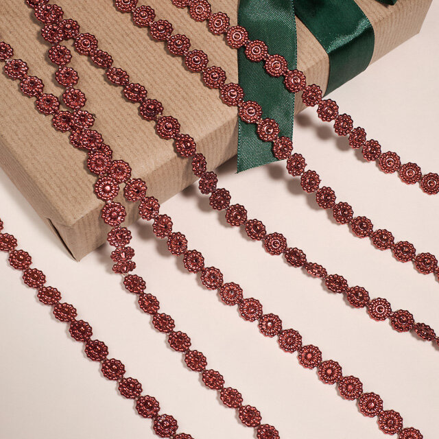 Бусы на елку Vintage Lace - Burgundy 270 см, пластиковые, Winter Deco, 1001142