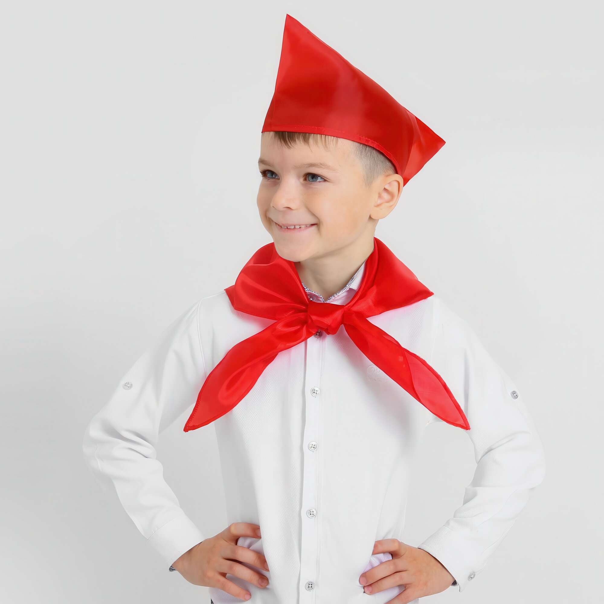 Набор пионерский Галстук Страна Карнавалия, пилотка, красный 100%п/э