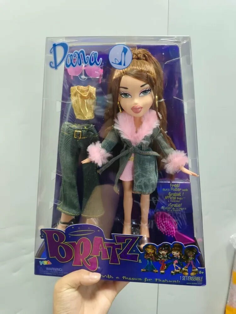 Кукла Bratz Original Fashion Doll Dana Series 3 with 2 Outfits and Poster