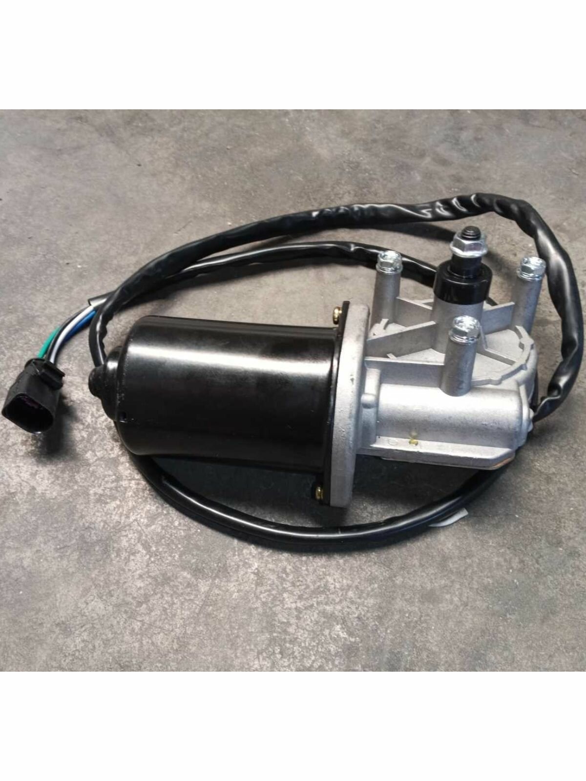 Мотор стеклоочистителя Евро5 FAW J6 от партнёра FAW Арт. 5205020AA01