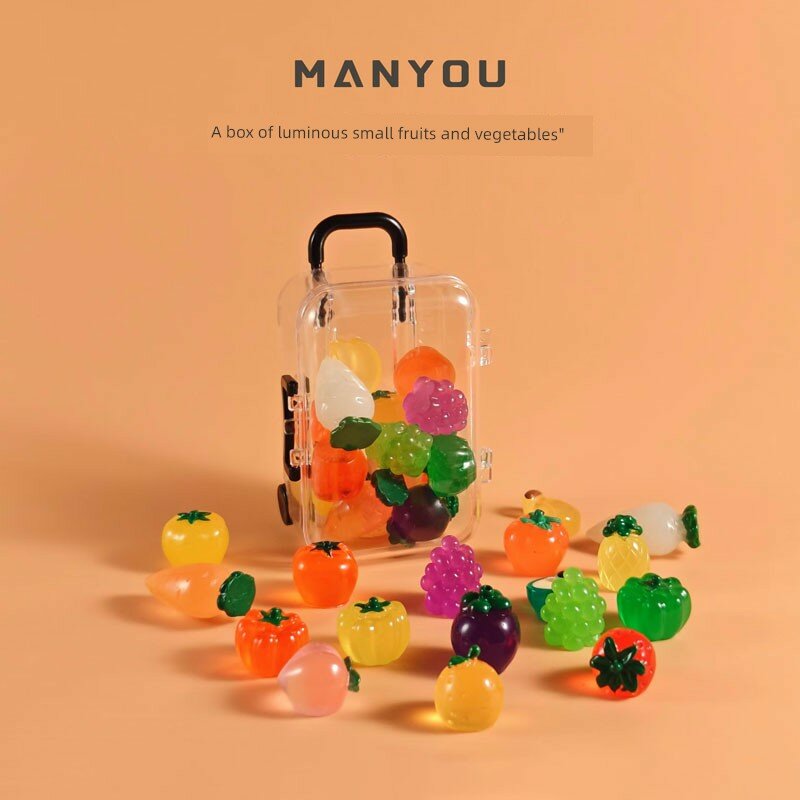 Мини-чемодан с фруктами и овощами, светящимися в темноте, детские игрушки для ролевых игр, миниатюрные модели для