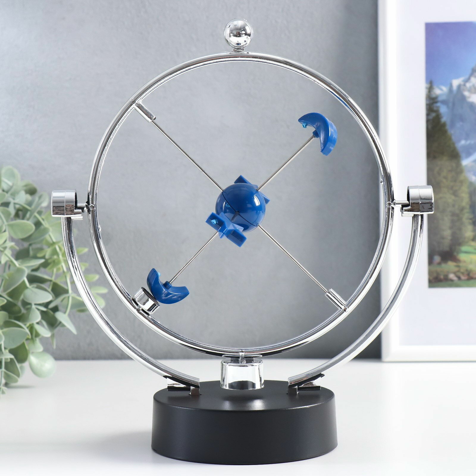 Маятник настольный антистресс "Сфера: звёзды и луны цветные", 23x10.5x24 см