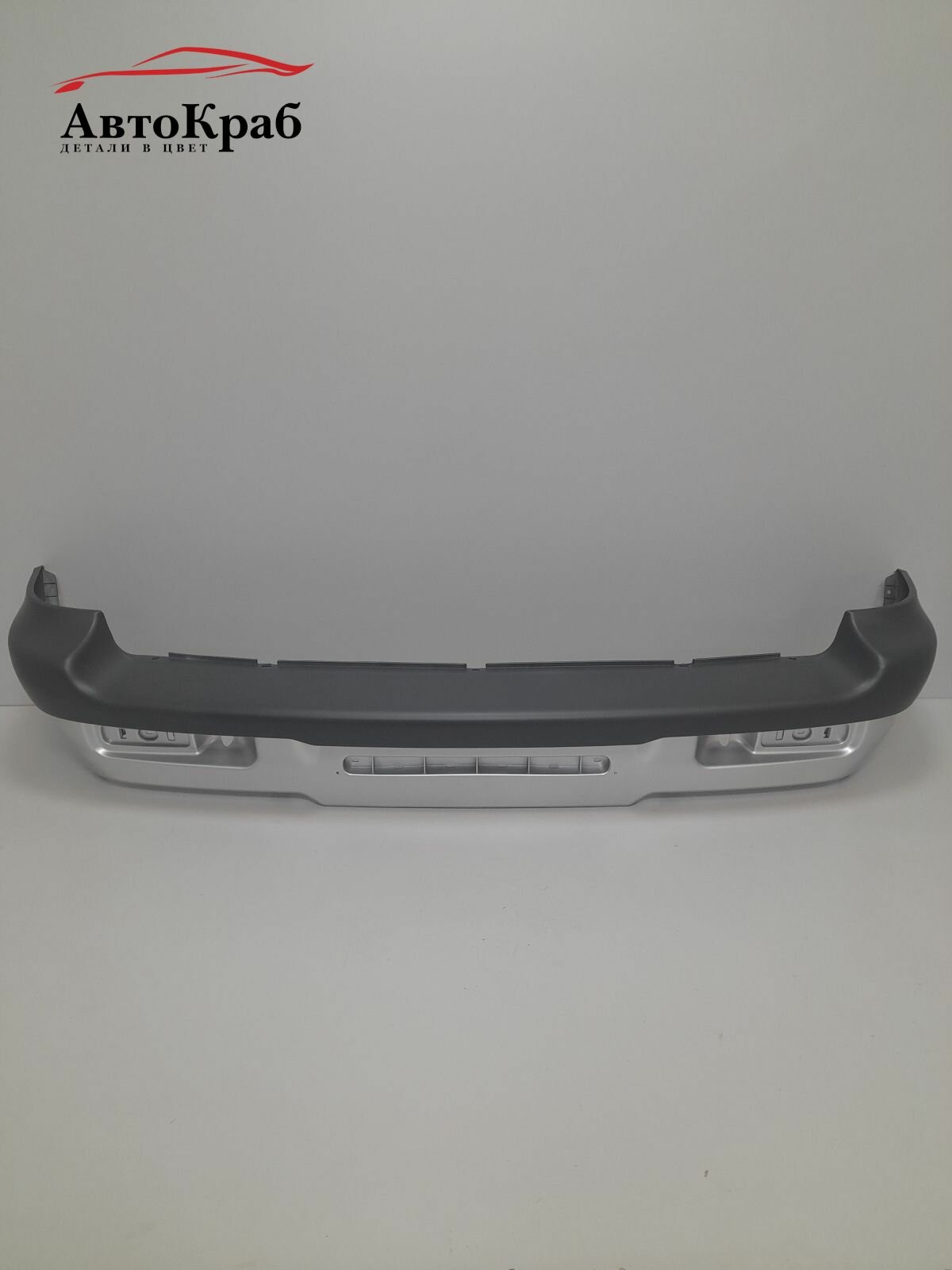 Бампер задний в цвет для Шевроле Нива 2123 2002 - 2009 г. 690 - снежная королева, серебристый