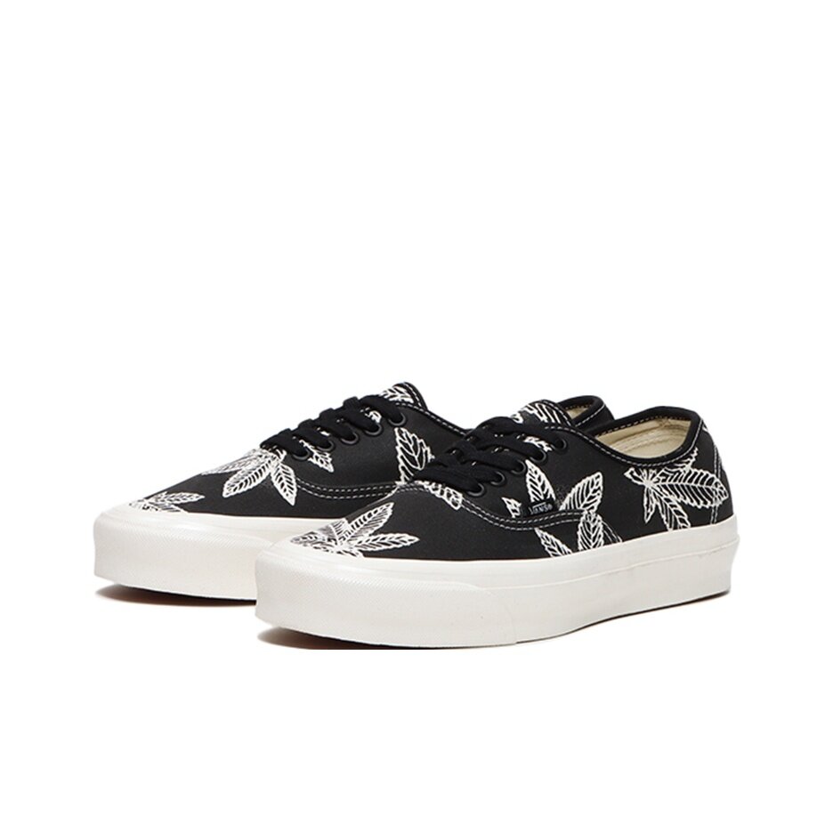 Кроссовки VANS Authentic, размер EU 36 стопа (22.5CM), черный — фото 1
