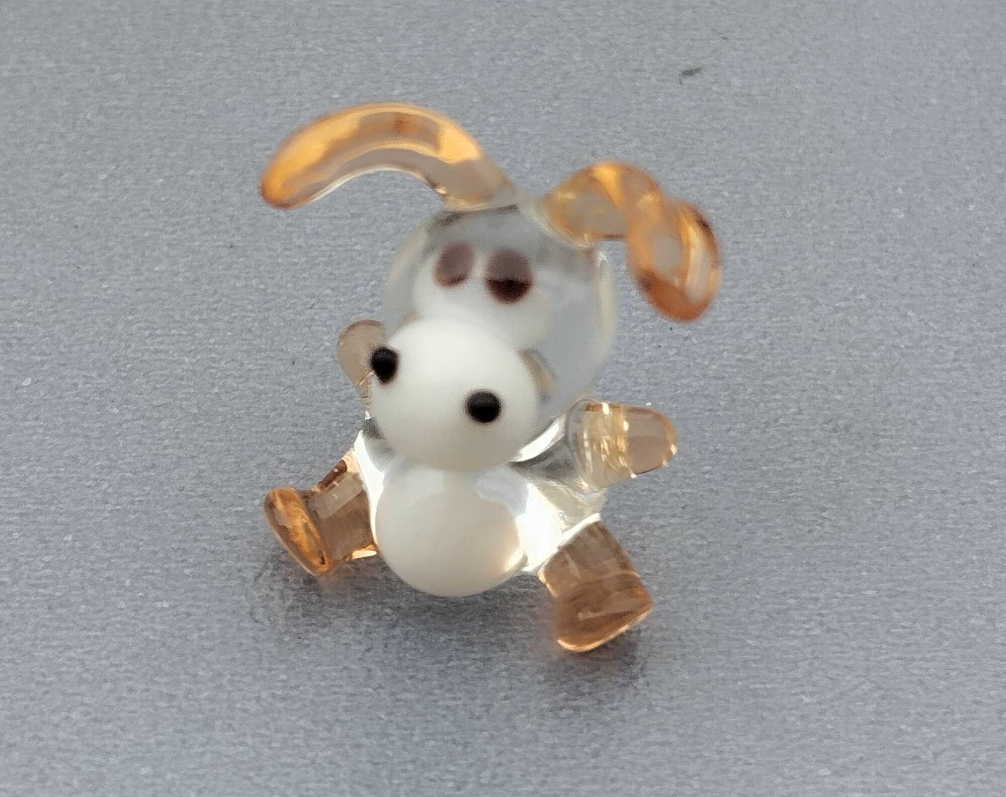 Стеклянная микро фигурка ослик